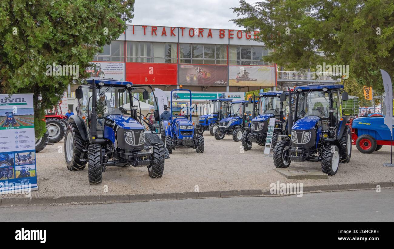 Lovol tractor hi-res stock photography and images - Alamy