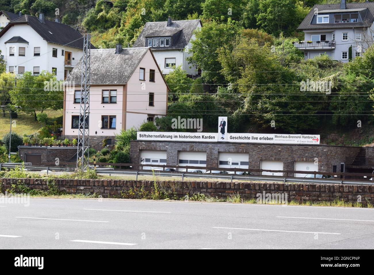 Bridge treis karden hi-res stock photography and images - Alamy