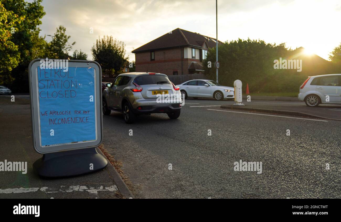 A closed Tesco Petrol station in Bracknell, Berkshire. Picture date ...