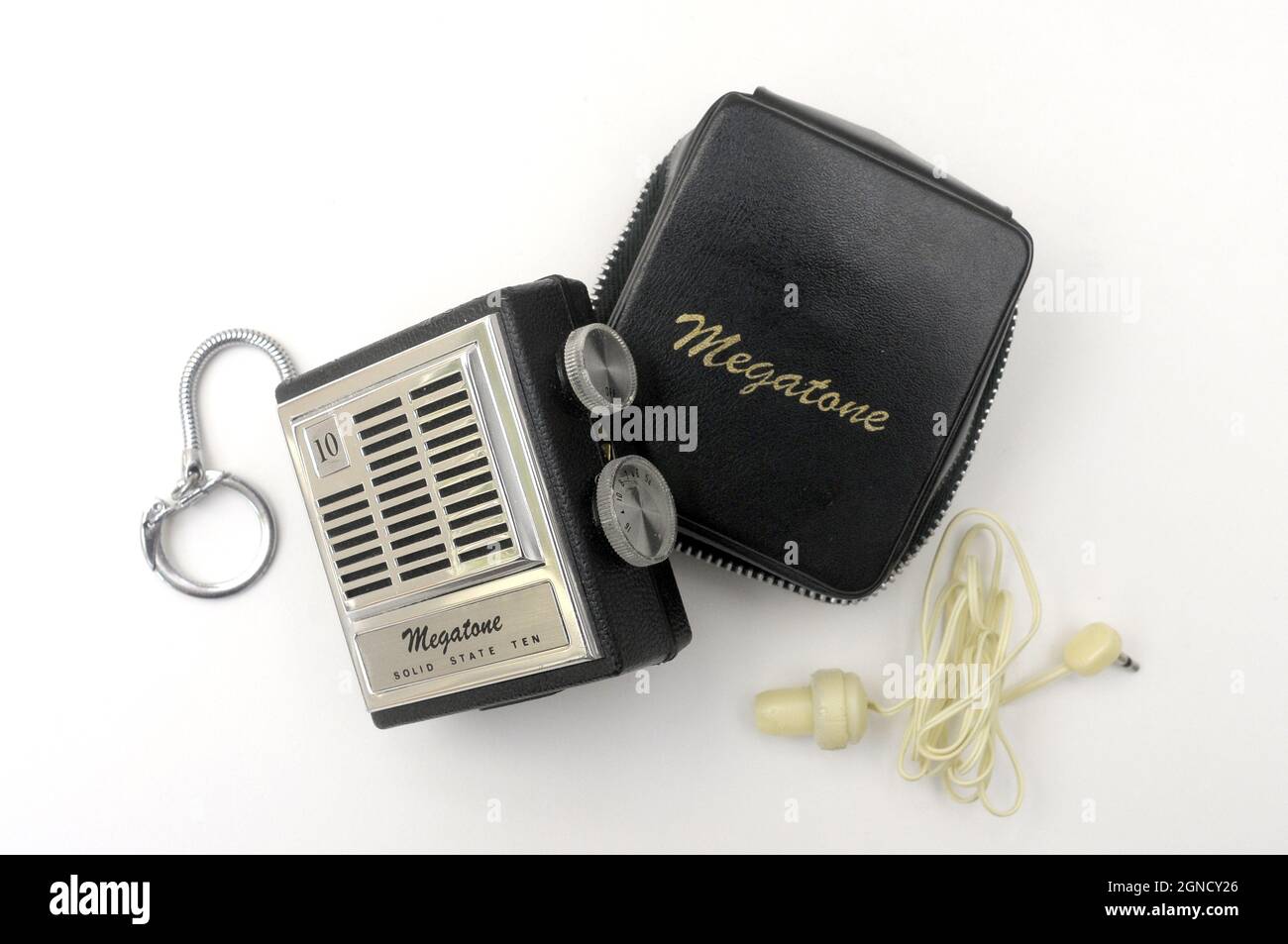 radio, transistor, transistor radio, small radio, keychain transistor ...