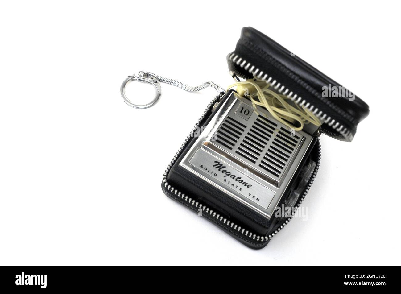 radio, transistor, transistor radio, small radio, keychain transistor ...
