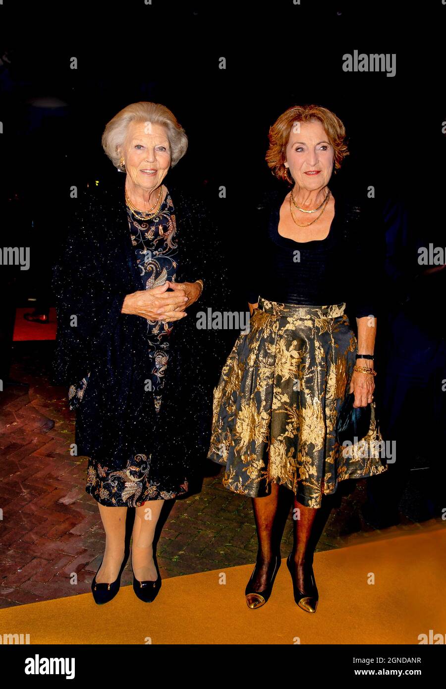 Princess Beatrix and her sister Princess Margriet attend the ...
