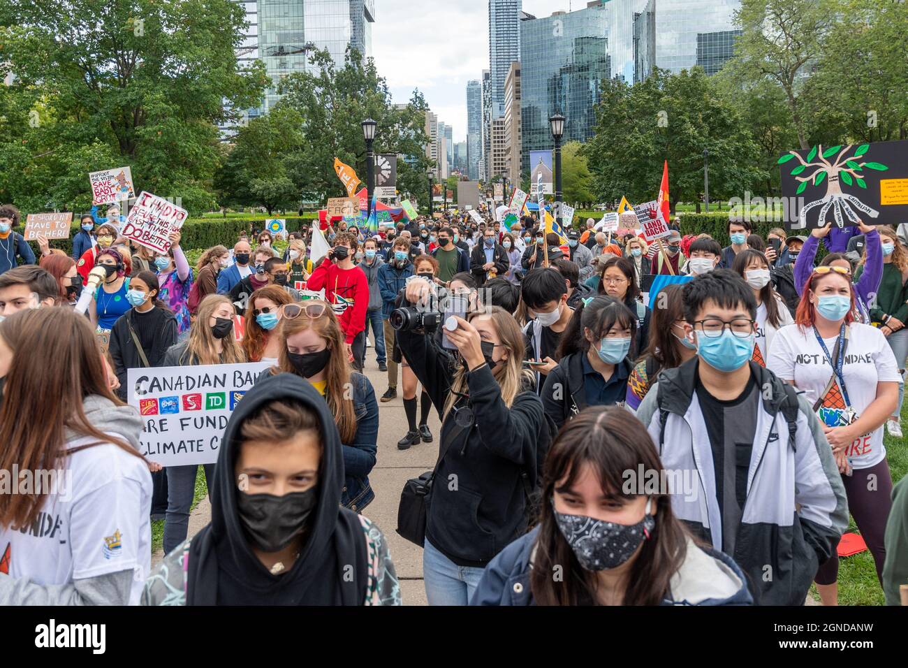 General view of the crowd of people attending the Global Climate March ...