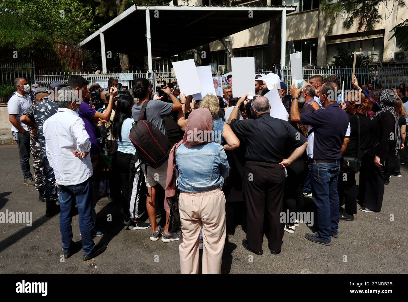 Investigation beirut port blast judge tarek bitar hi-res stock ...