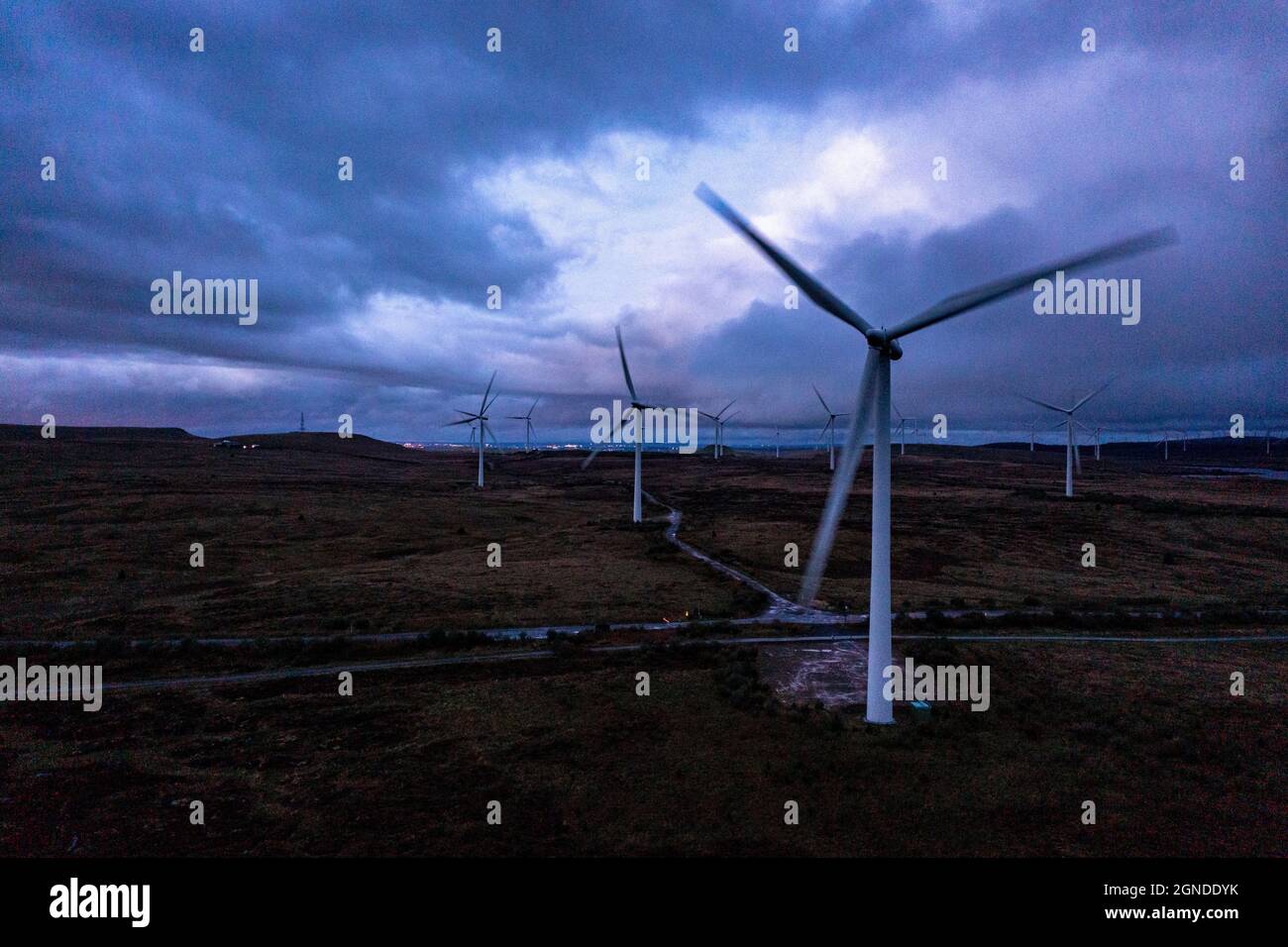 2 5 mw turbine hi-res stock photography and images - Alamy