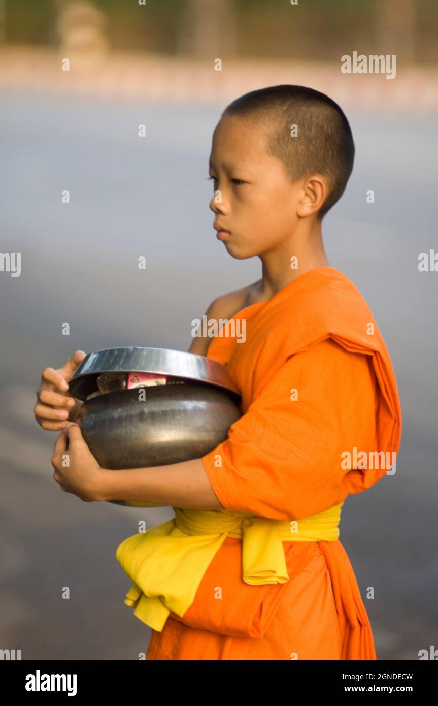 Buddhist monk boy hi-res stock photography and images - Alamy