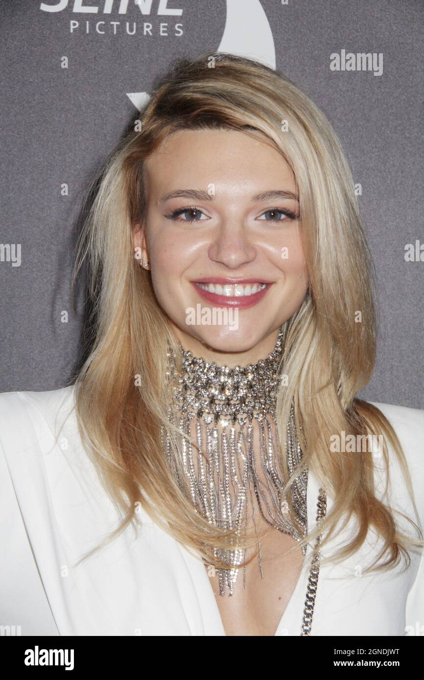 Max Reeves 09/14/2021 The world premiere of "Eating Our Way To ...