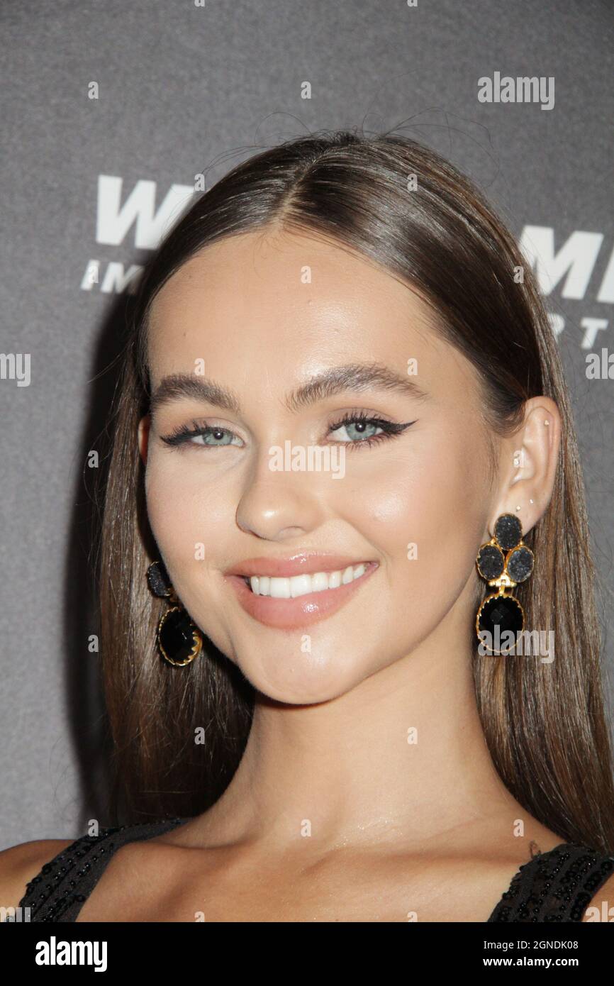 Lily Easton 09/14/2021 The world premiere of "Eating Our Way To ...