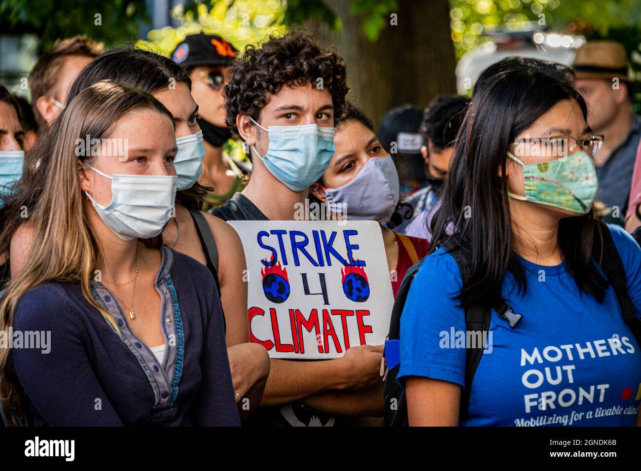 Youth activists from Fridays For Future NYC, along with Peoples Climate ...