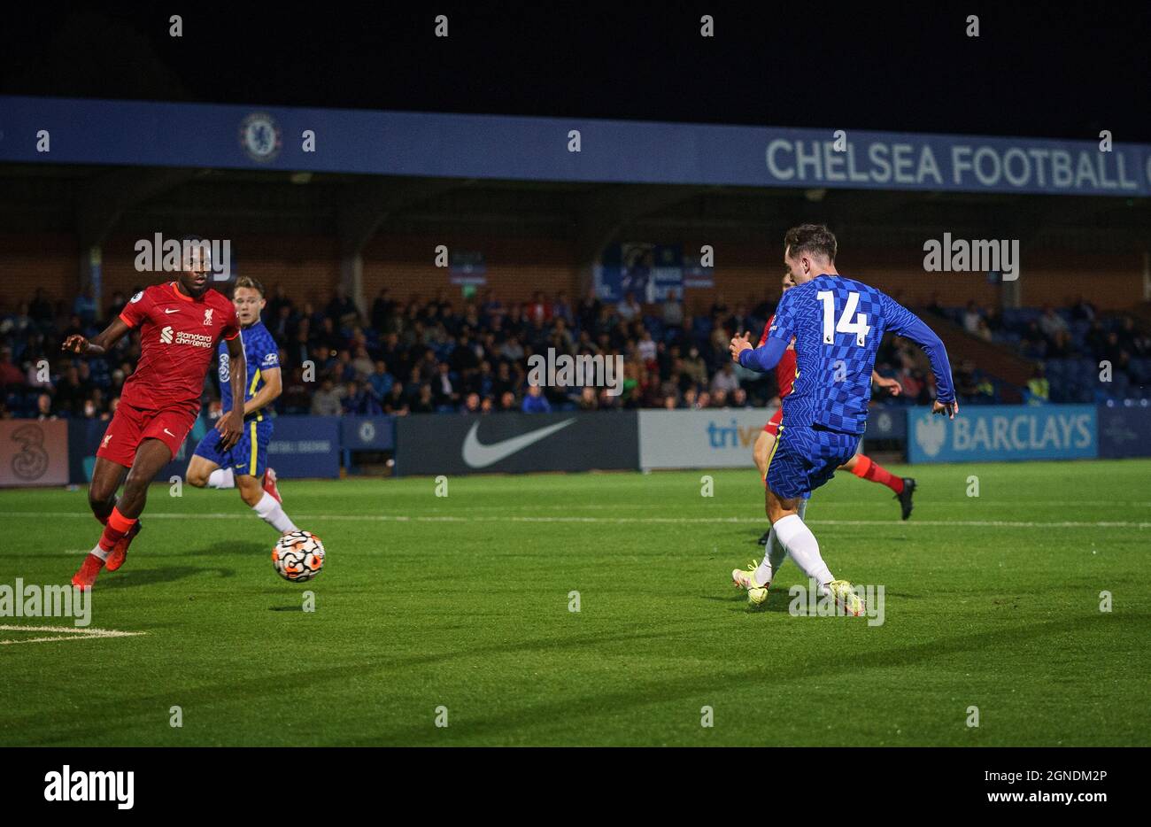 Epl2 u23 premier league 2 hi-res stock photography and images - Alamy