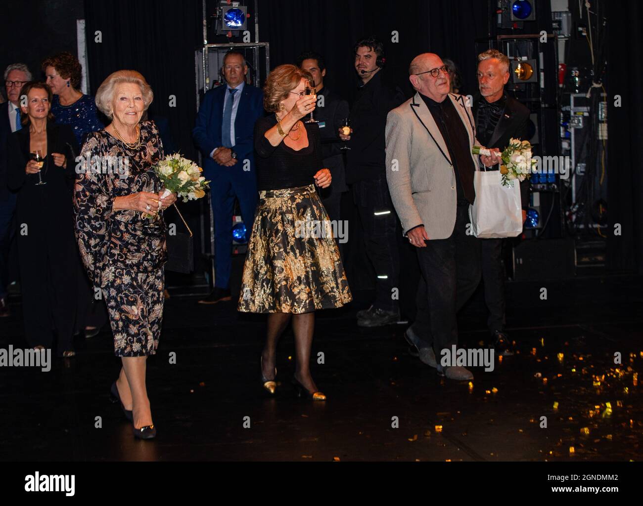 Princess Beatrix and her sister Princess Margriet attend the ...