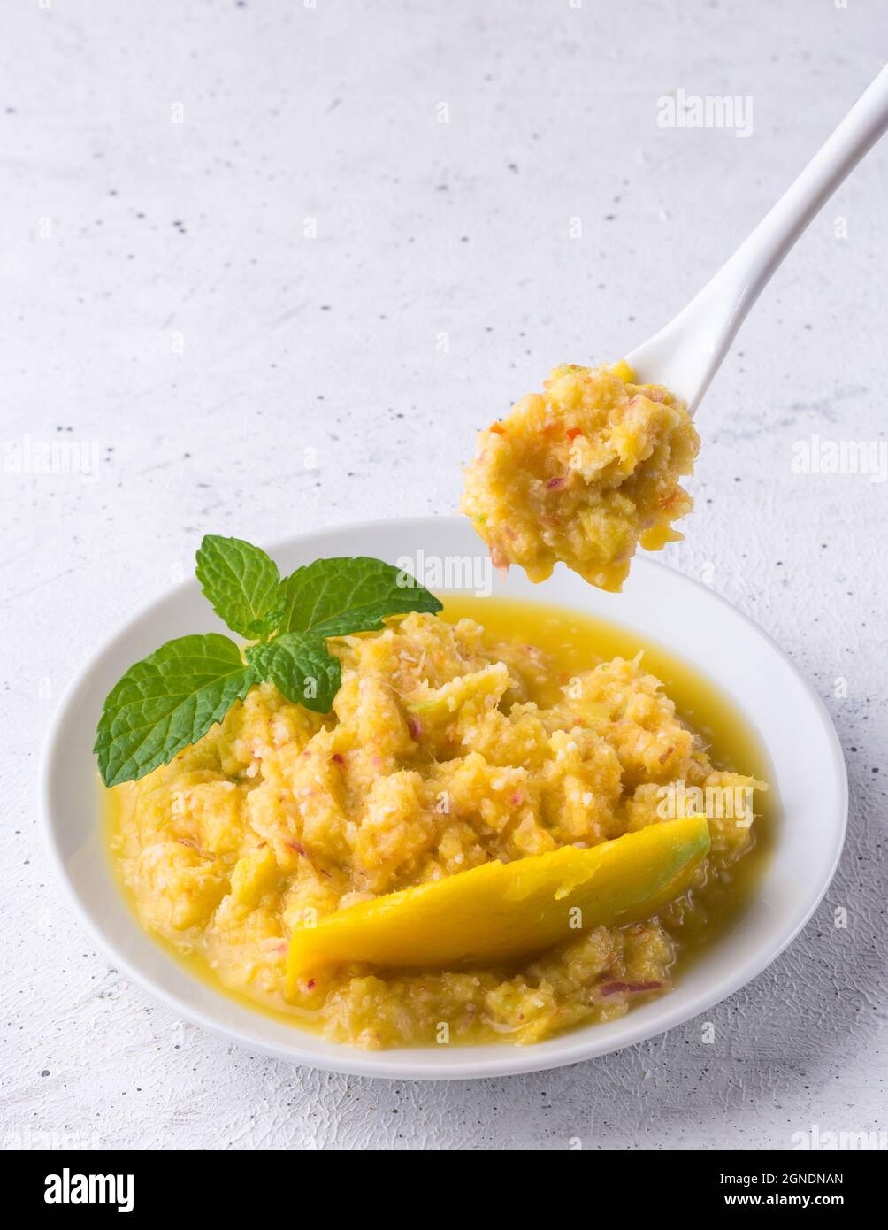 Chutney sauce hi-res stock photography and images - Alamy