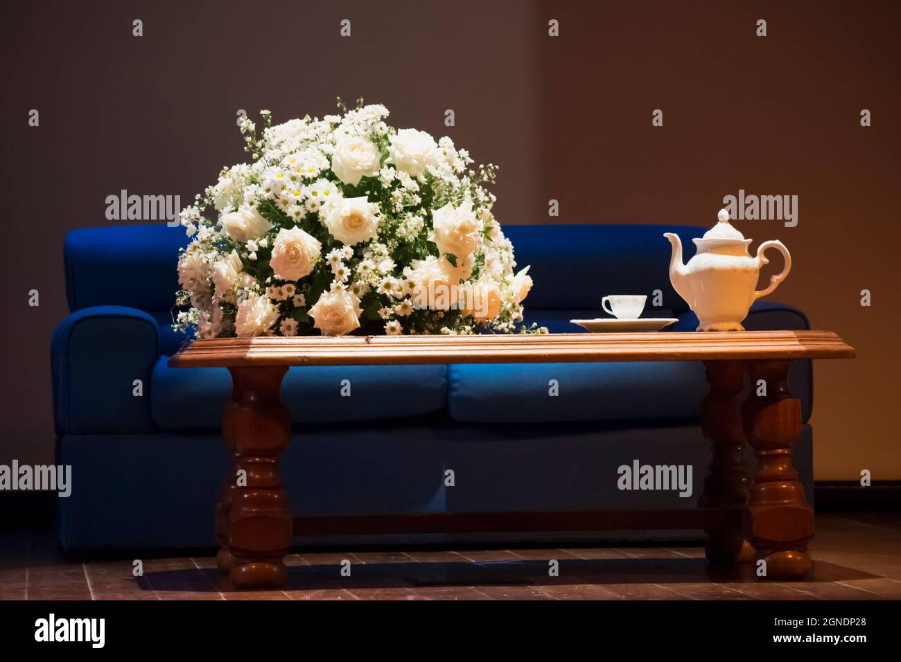 Theater backstage set hi-res stock photography and images - Alamy