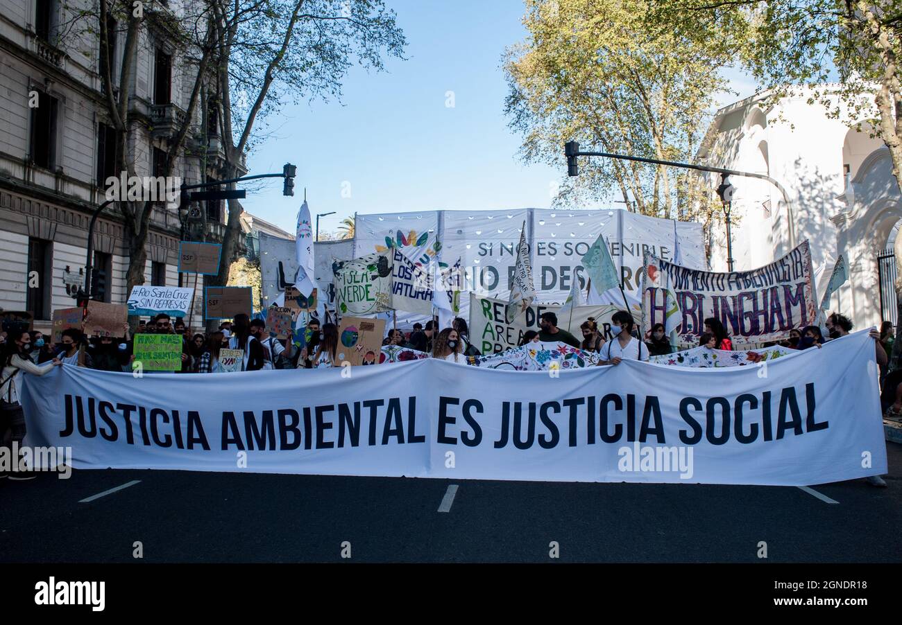 Buenos Aires, Argentina. 24th Sep, 2021. Environmental groups and self ...