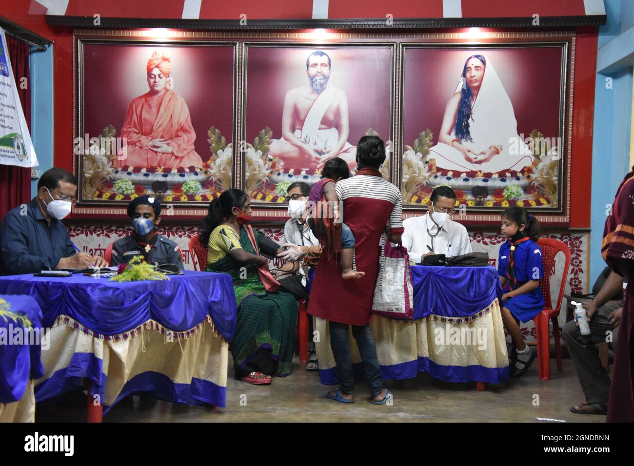 Howrah, India. 24th Sep, 2021. A free health check-up camp was ...