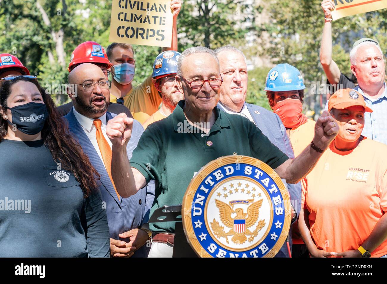 Charles schumer 2021 climate hi-res stock photography and images - Alamy