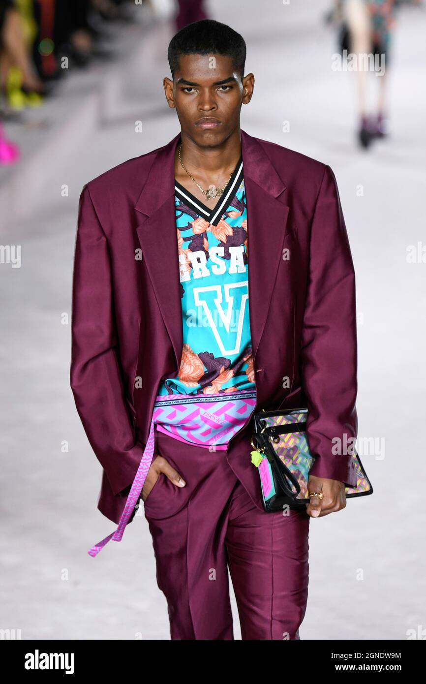 VERSACE SS22 runway during Milan Fashion Week on September 2021 - Milan ...