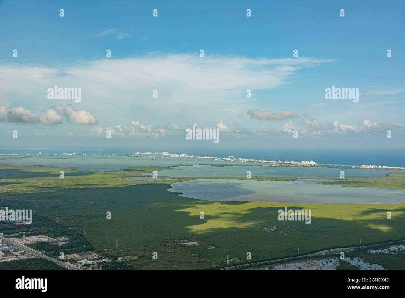 Sky view of Cancun Hotel Zone, Mexico from an airplane Stock Photo - Alamy