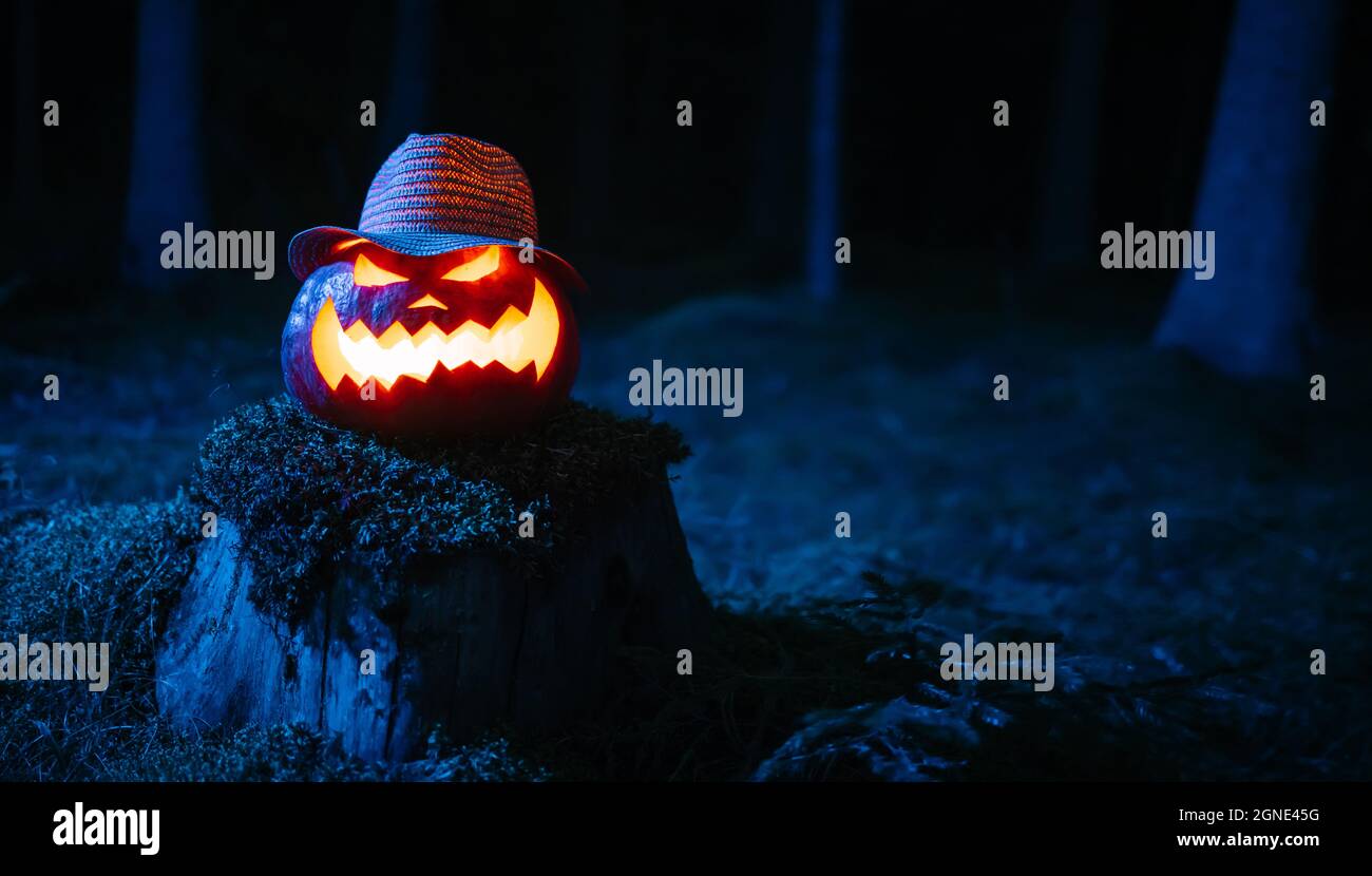 Scary feast hi-res stock photography and images - Alamy