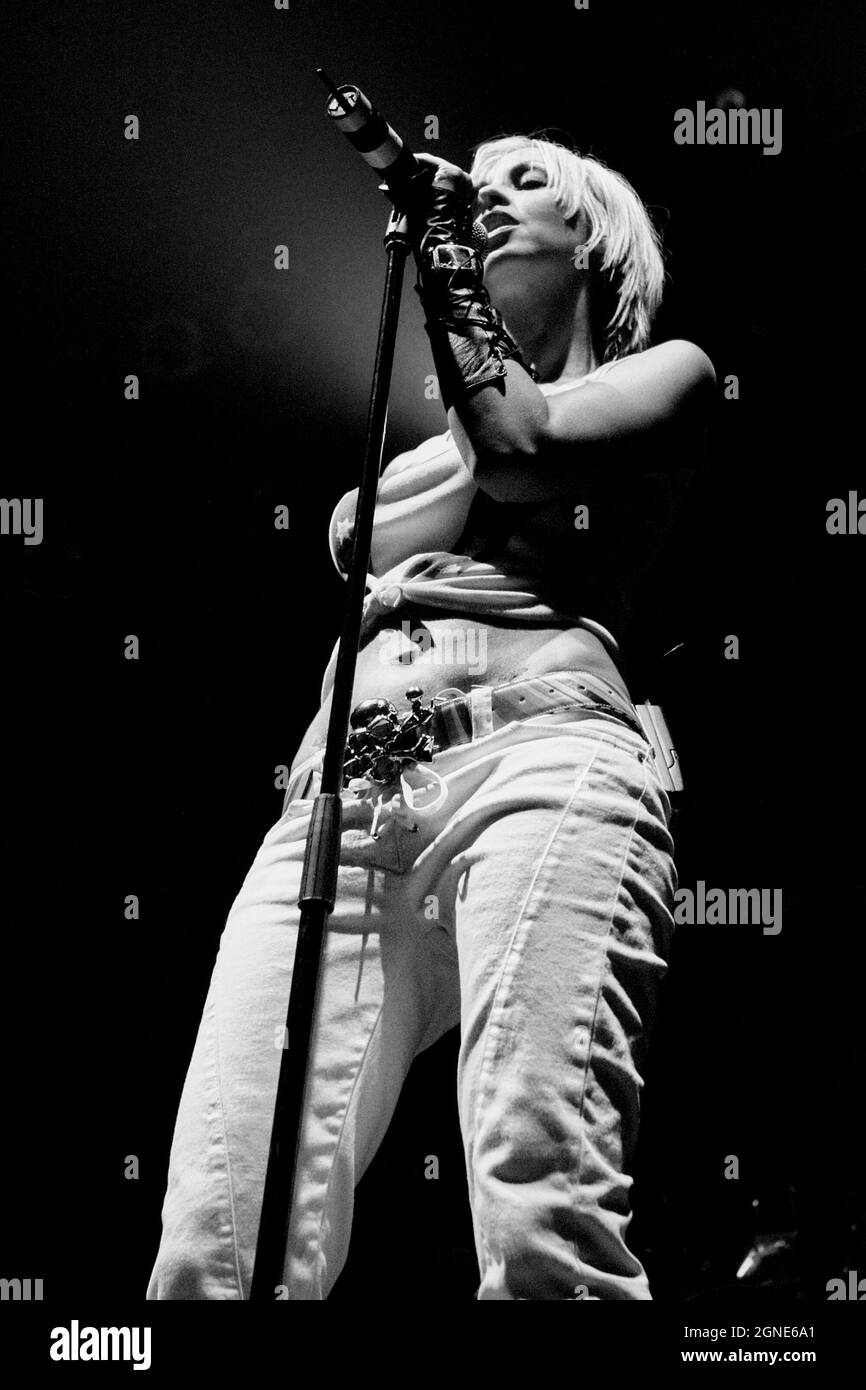 Natalie appleton of pop group all saints hi-res stock photography and ...