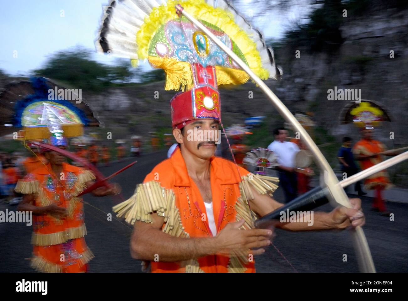 Apache dancers hi-res stock photography and images - Alamy