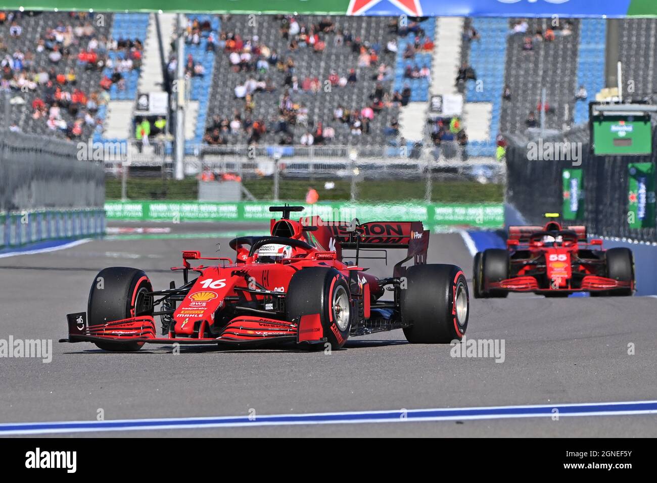 16 LECLERC Charles (mco), Scuderia Ferrari SF21, action 55 SAINZ Carlos (spa), Scuderia Ferrari ...