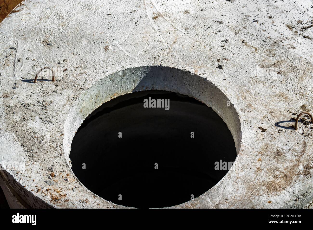 Well Rings Concrete High Resolution Stock Photography and Images - Alamy