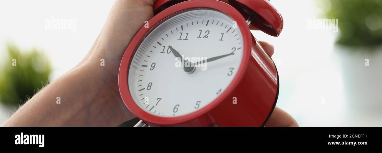 Starting at clock hi-res stock photography and images - Alamy