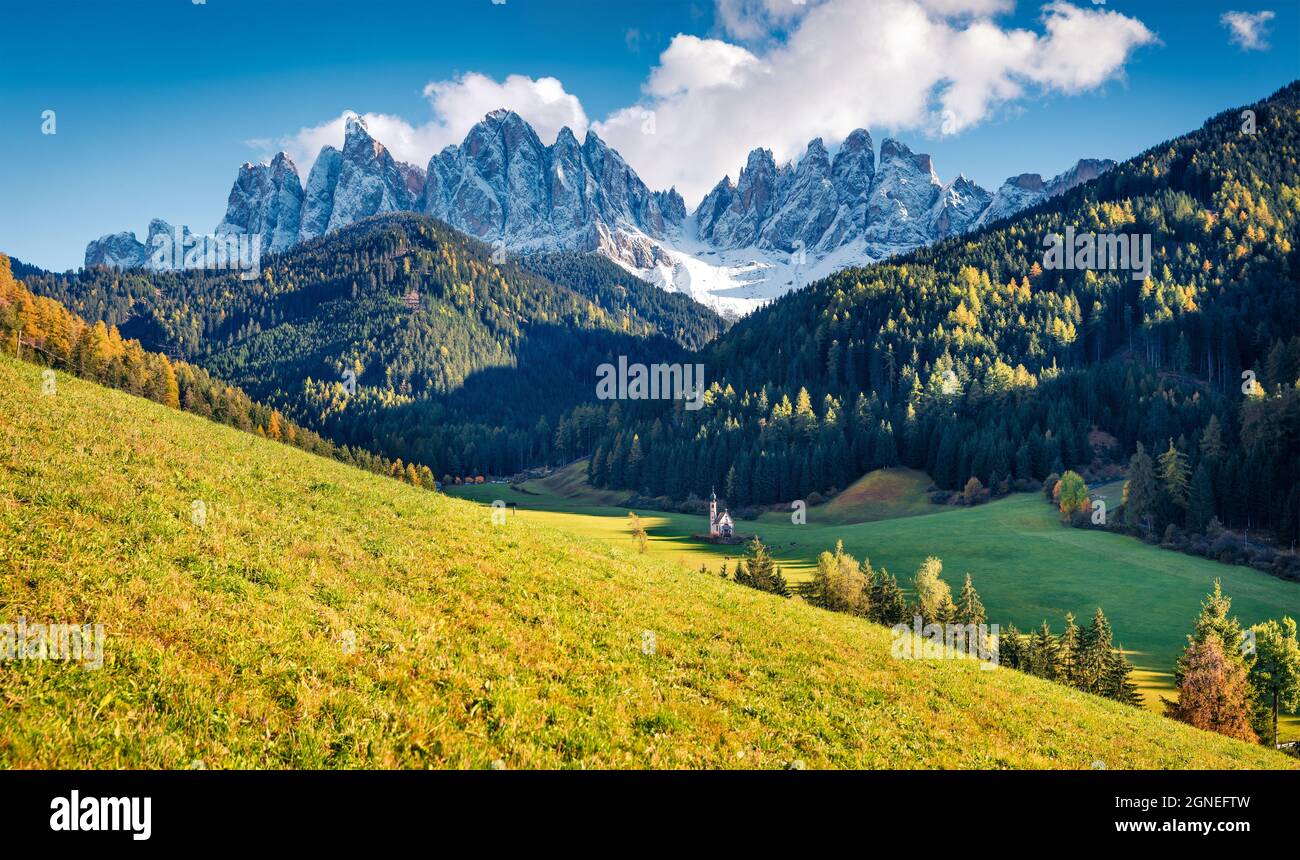 Marvelous view of Chiesetta di San Giovanni in Ranui church in front of ...