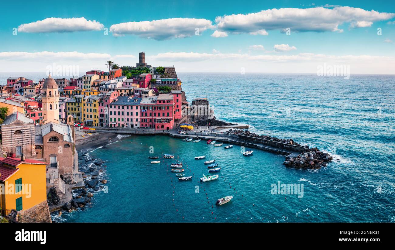 Five towns hi-res stock photography and images - Alamy