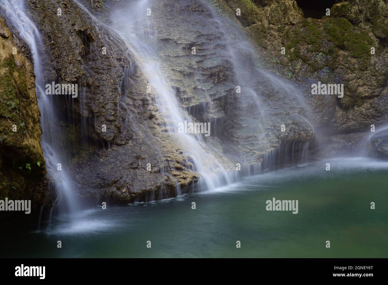 Mu falls hi-res stock photography and images - Alamy