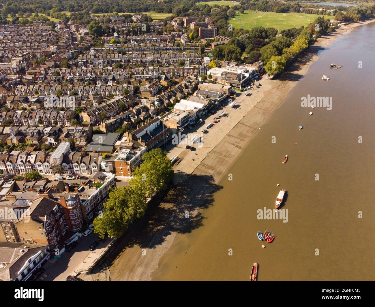 Putney Village High Resolution Stock Photography and Images - Alamy
