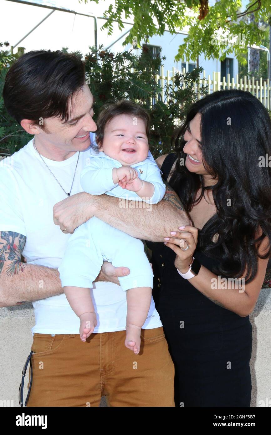 Drake bell hi-res stock photography and images - Alamy