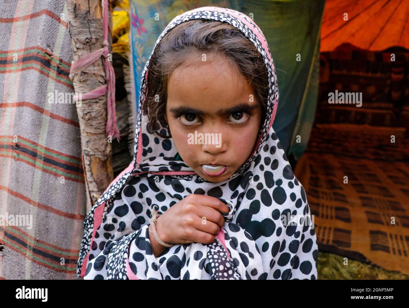 Gilgit girl hi-res stock photography and images - Alamy