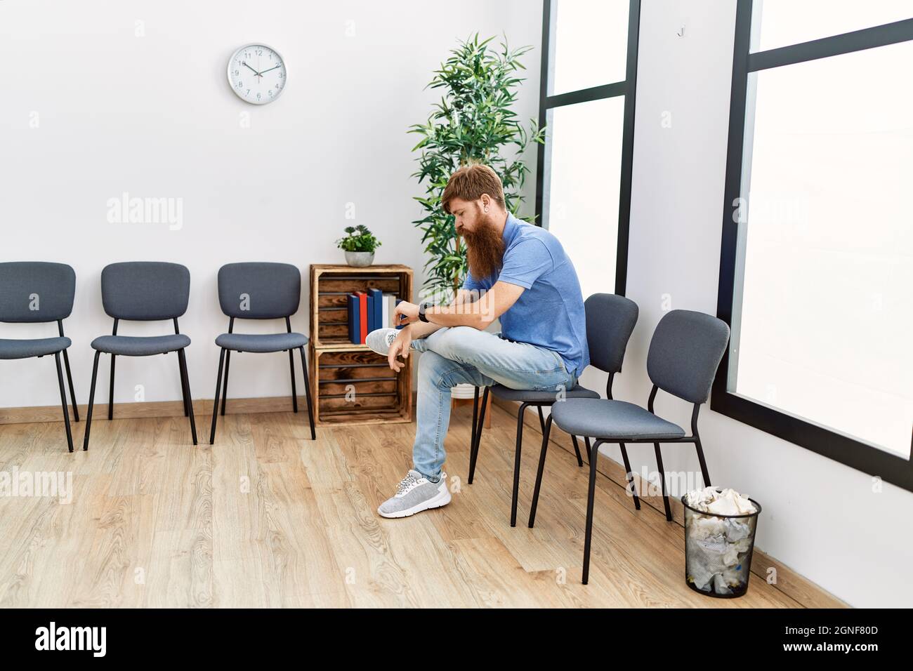 Waiting room hospital model hi-res stock photography and images - Alamy