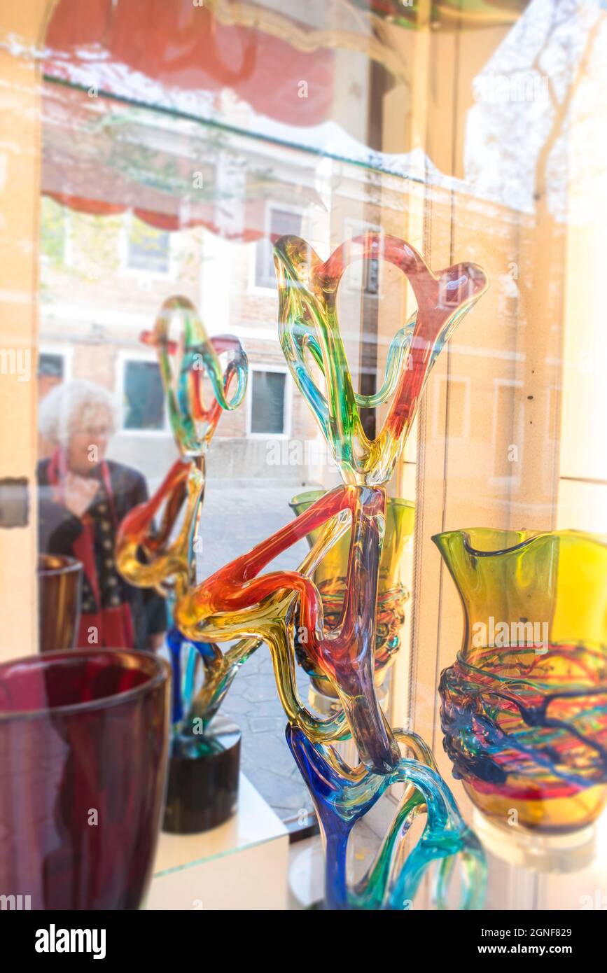 ITALY, VENETO REGION, VENICE, MURANO ISLAND, MURANO GLASS CRAFTSMAN ...