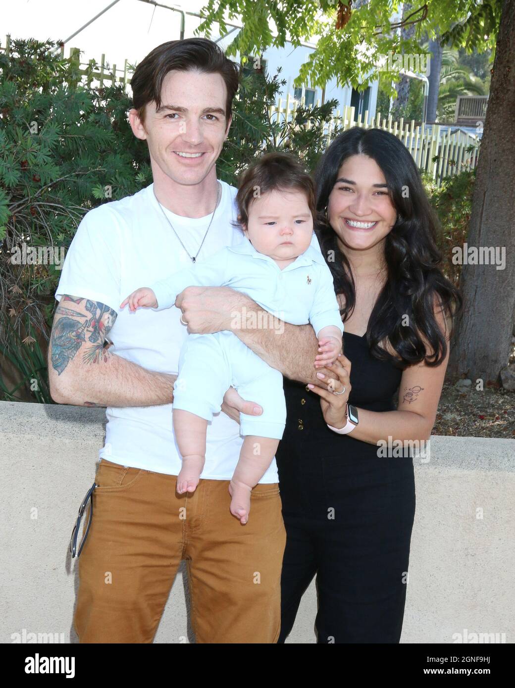LOS ANGELES - SEP 24: Drake Bell, Son, Janet Bell at the 2021 Catalina ...