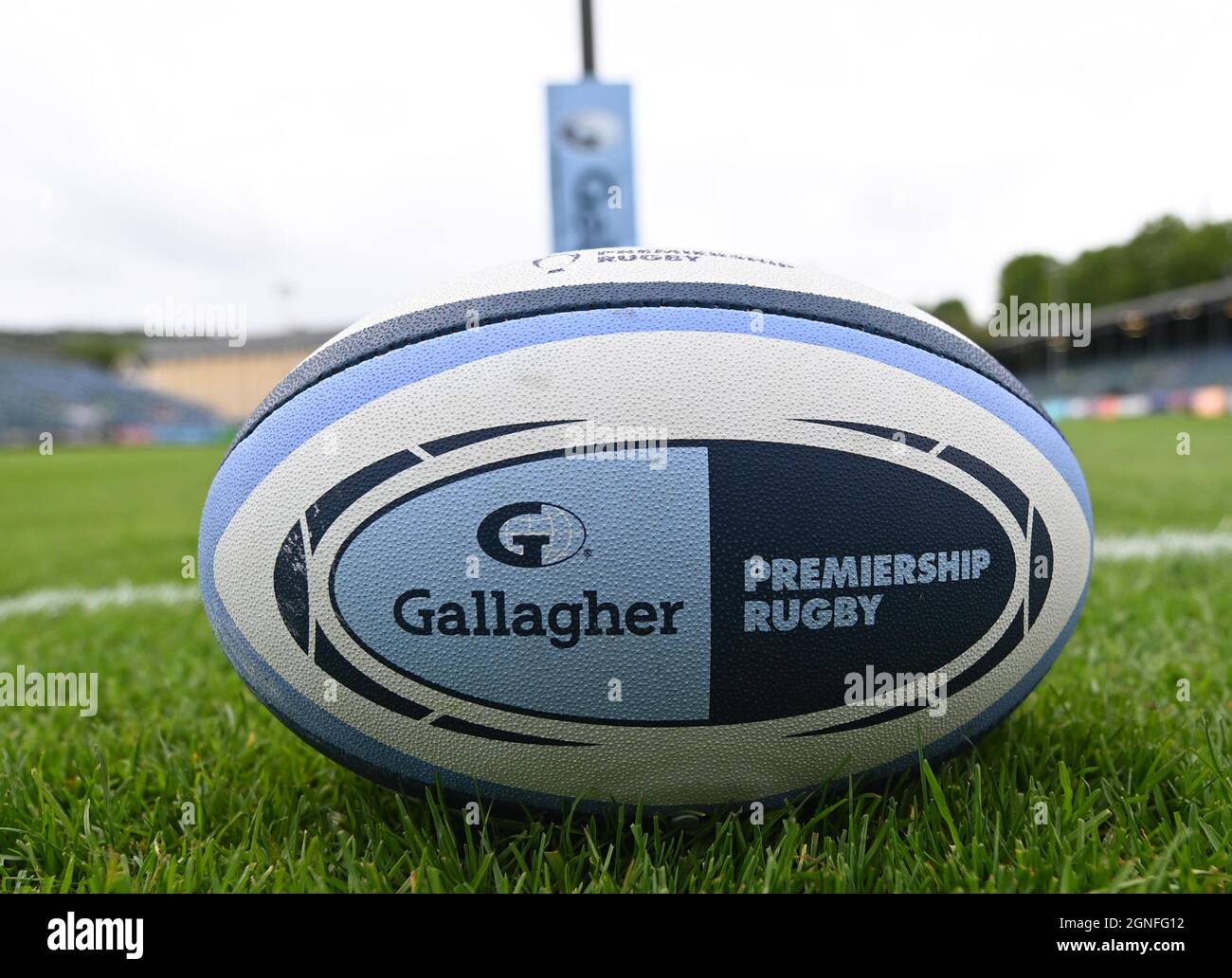 Gallagher premiership ball hi-res stock photography and images - Alamy