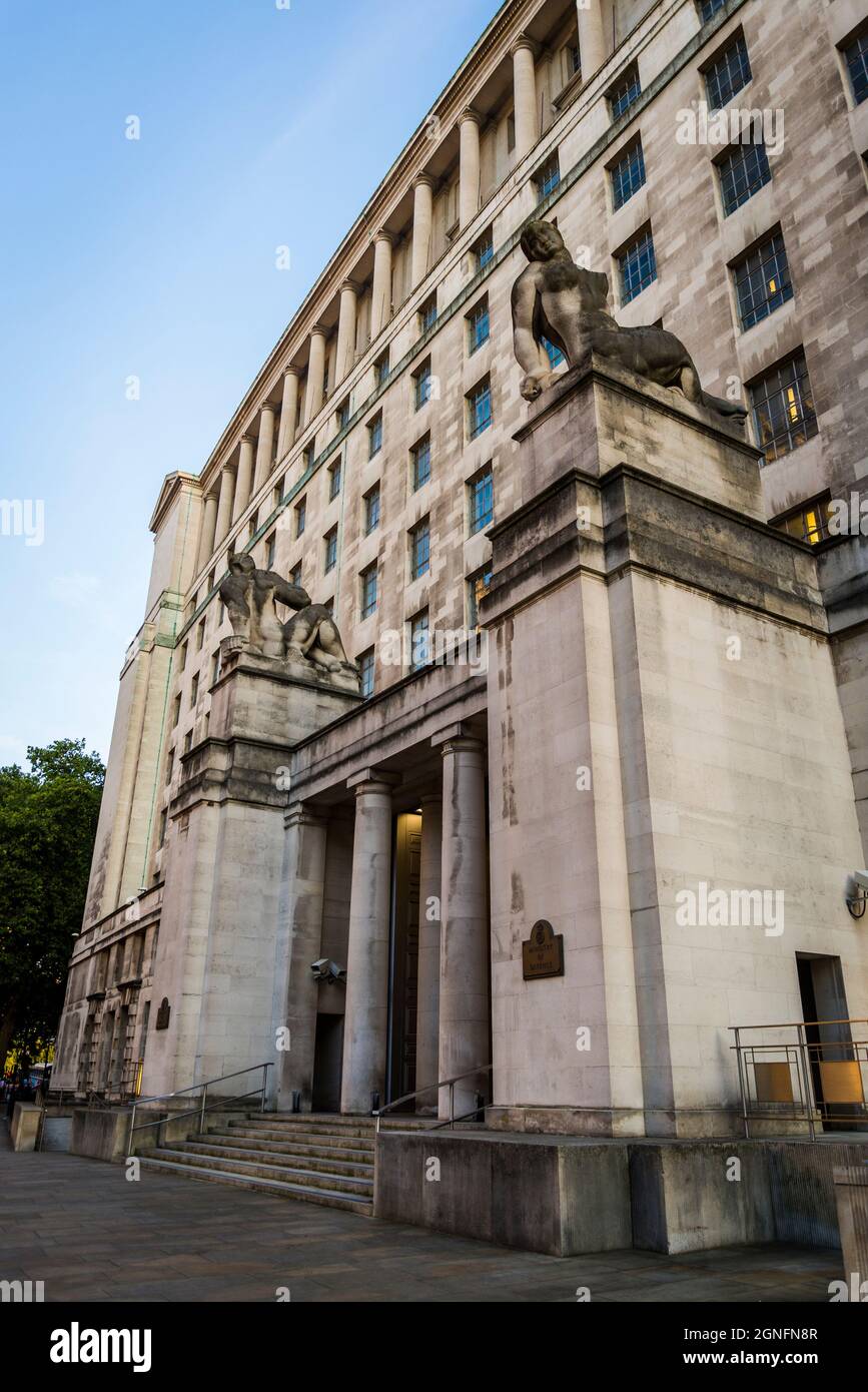 Ministry of Defence building, a government building in Whitehall ...