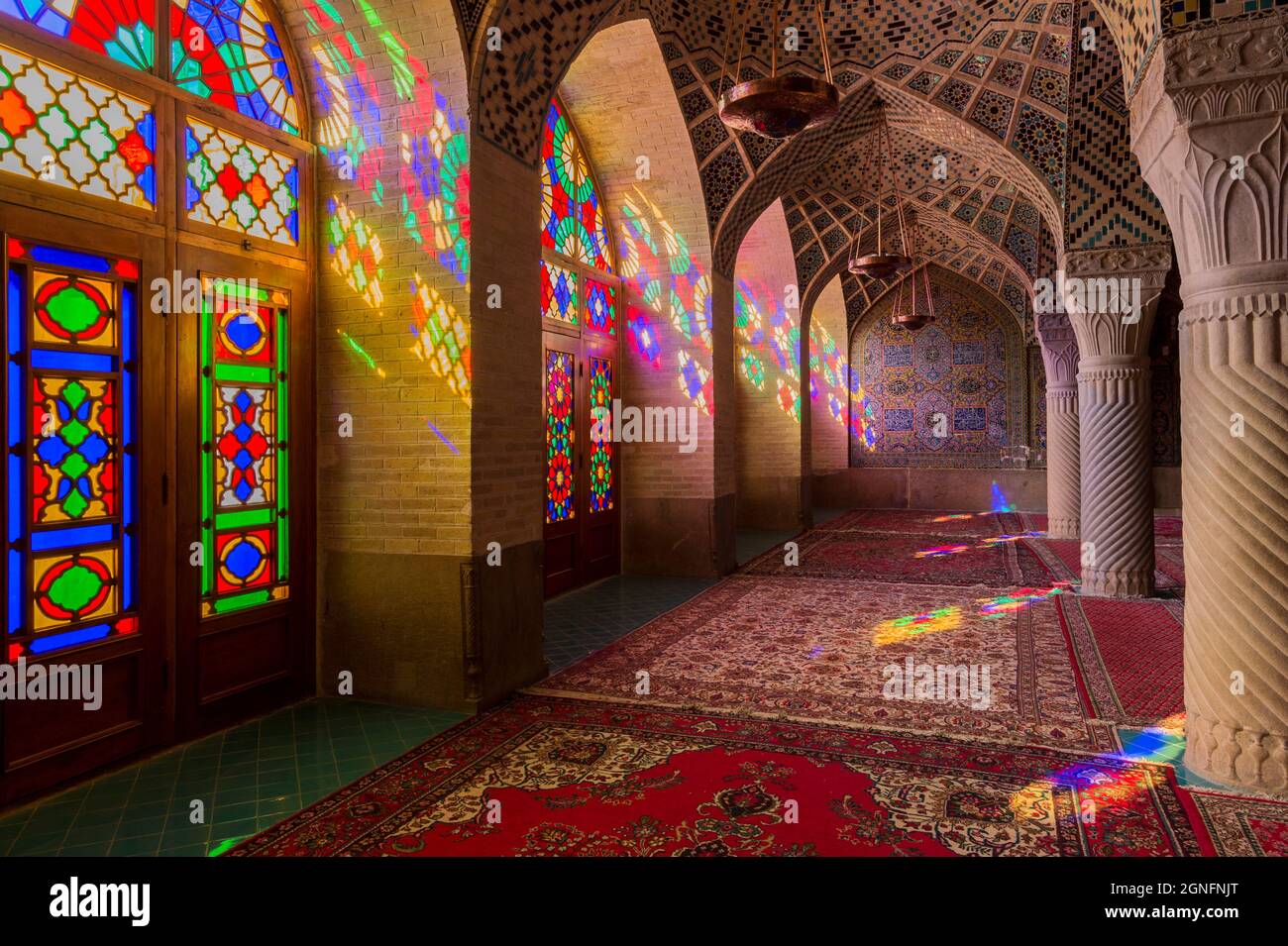 IRAN. SHIRAZ. NASIR OL MOLK MOSQUE KNOWN AS PINK MOSQUE Stock Photo - Alamy