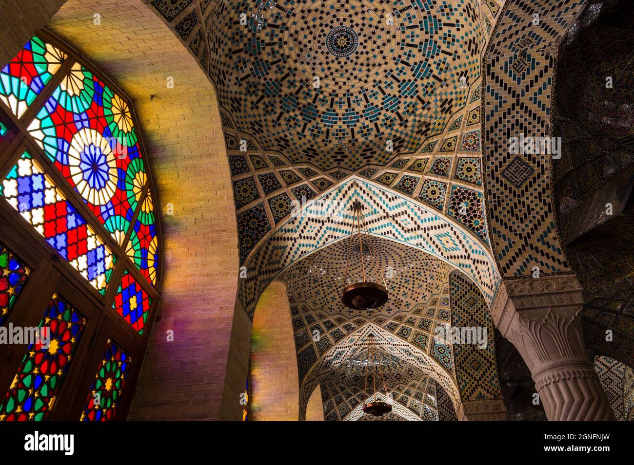 SHIRAZ/NASIR OL MOLK MOSQUE KNOWN AS PINK MOSQUE Stock Photo - Alamy
