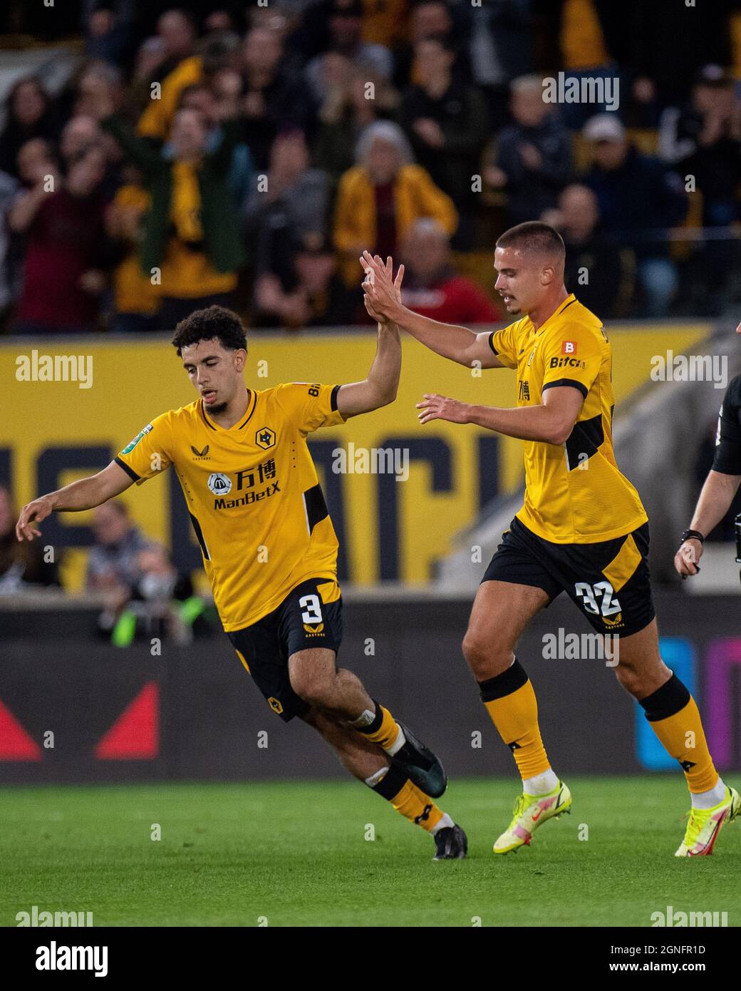 Leander Dendoncker of Wolves during the Carabao Cup Third Round match ...