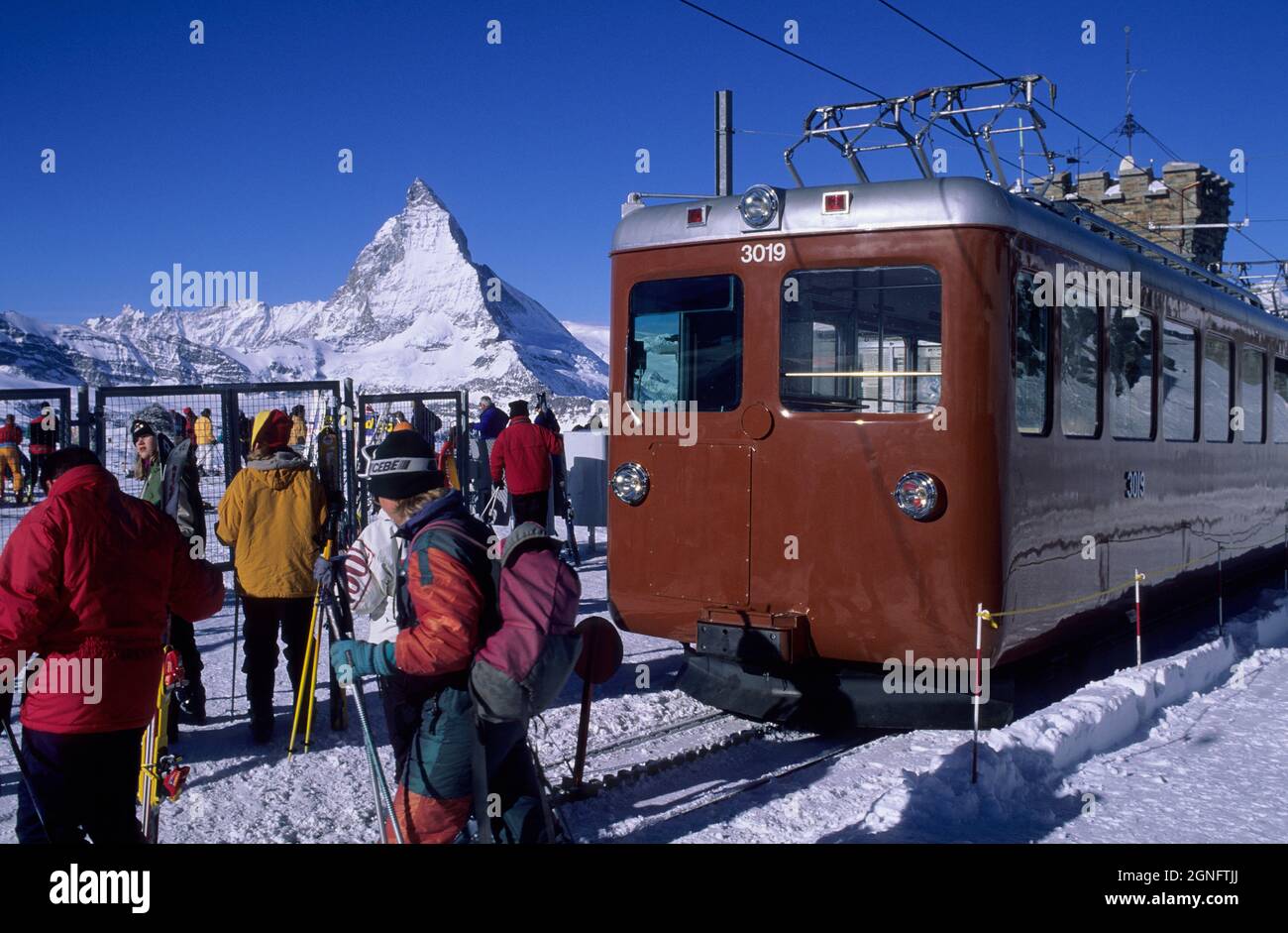 SWITZERLAND, VALAIS REGION, ZERMATT SKI RESORT, THE GORNERGRAT RACK ...