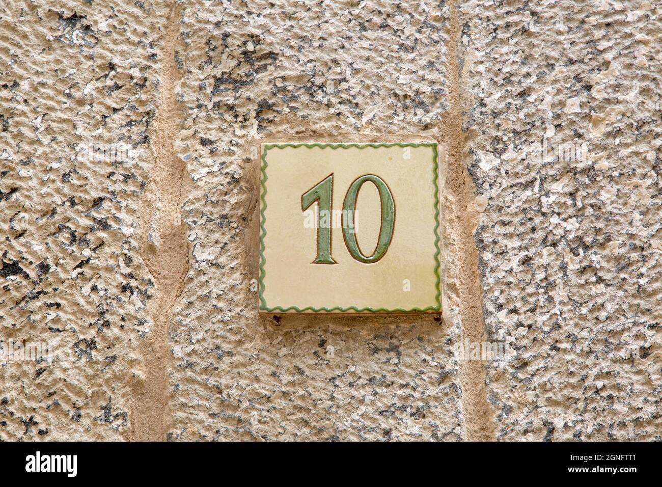 House number 10 sign hi-res stock photography and images - Alamy