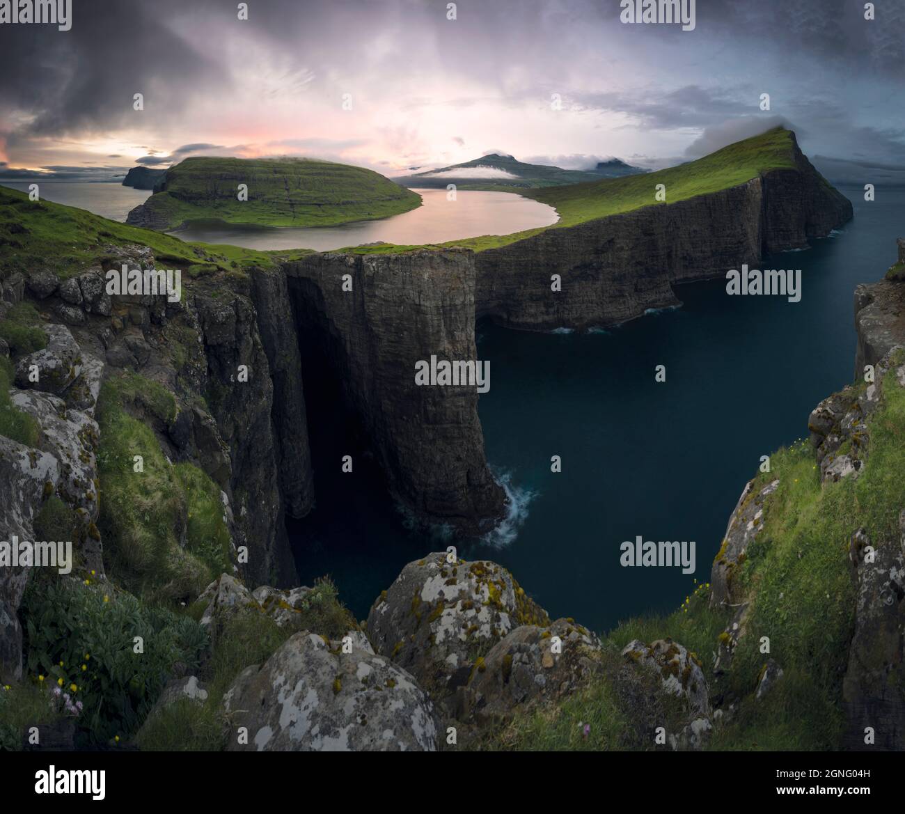 The floating lake illusion at Sorvagsvatn on the Faroe Islands during ...