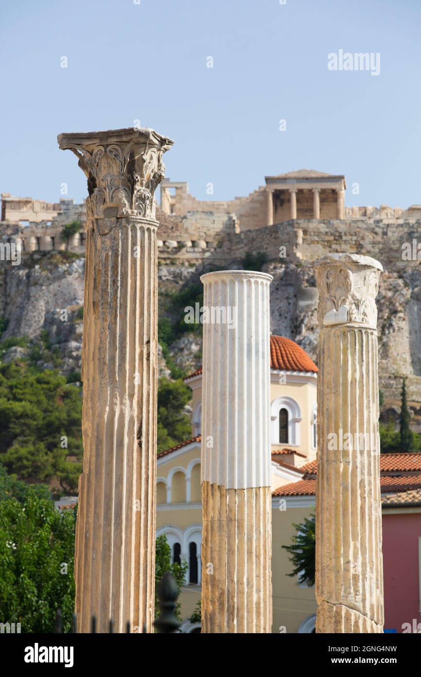 Columns vertical hi-res stock photography and images - Alamy