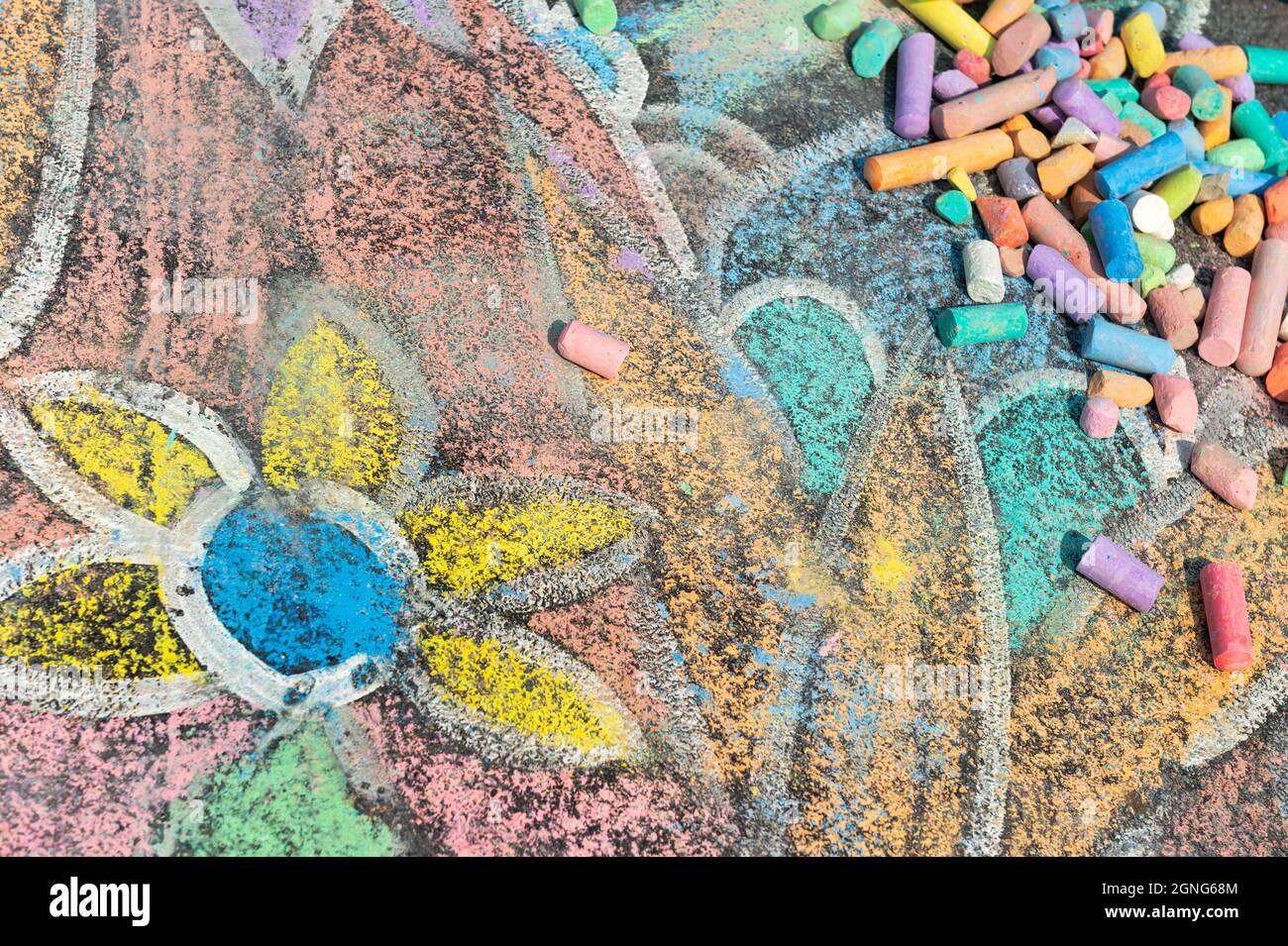 Pile of chalk hi-res stock photography and images - Alamy
