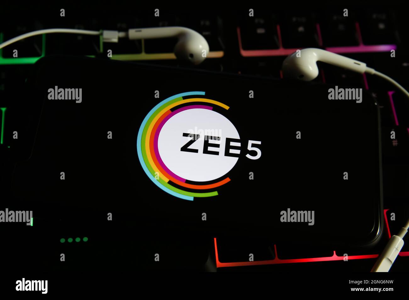 Zee5 logo hi-res stock photography and images - Alamy