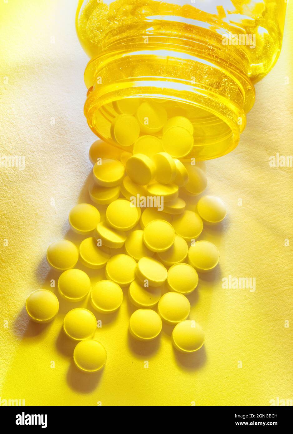 25 microgram tablets hi-res stock photography and images - Alamy