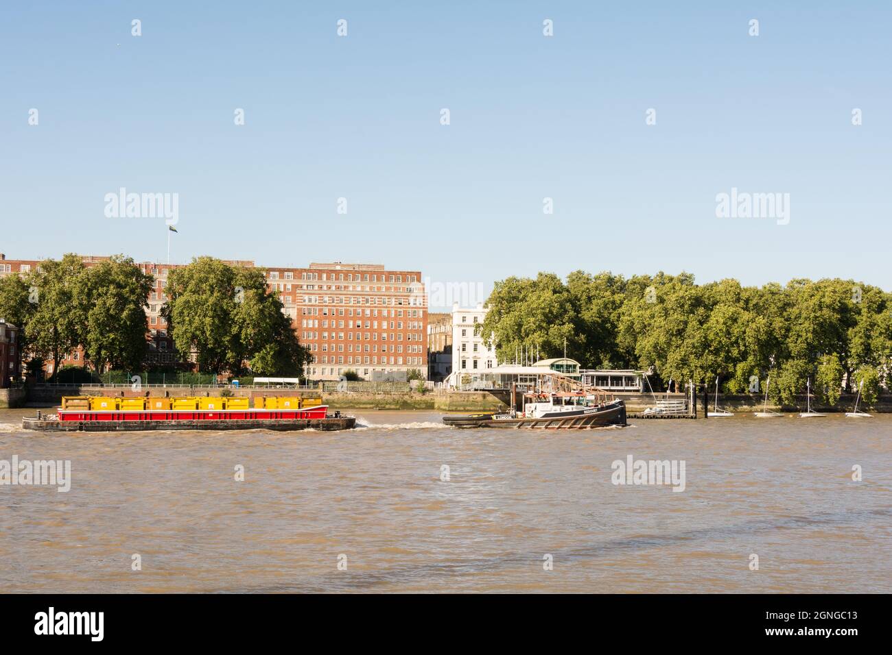 Redoubt a Thames tugboat pulling Cory container barges down the River ...